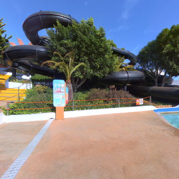 Slide & Splash 360